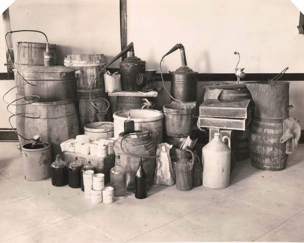 Bootleggers, Rumrunners, and Blind-Piggers: Prohibition in Ventura ...